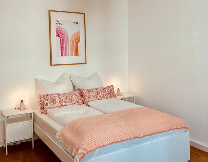 Neu Möbliert: Hinterhaus Im Szeneviertel - Dresde