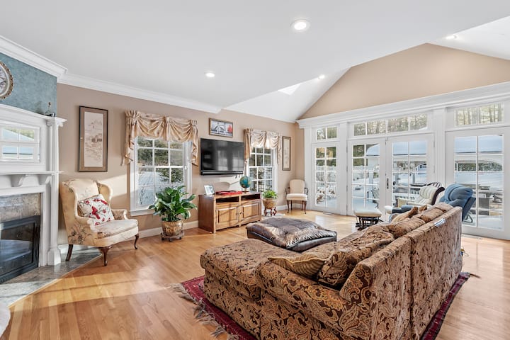 Fifa World Cup Boston | Spacious Home Sleeps 12 - Foxborough, MA