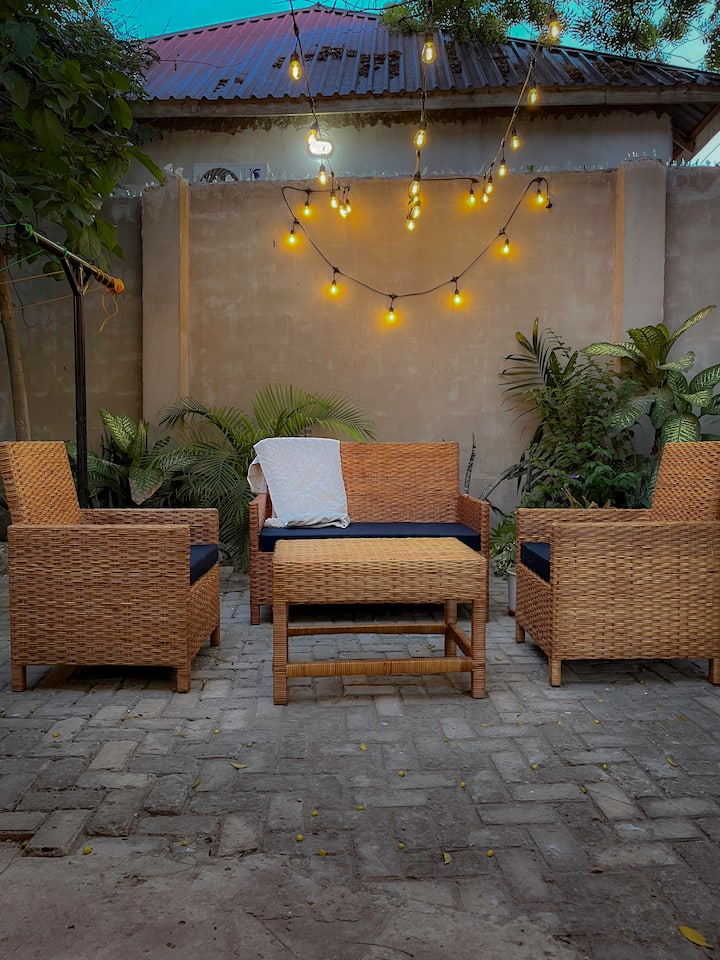 Garden Hideaway In Kawe - Dar es Salam