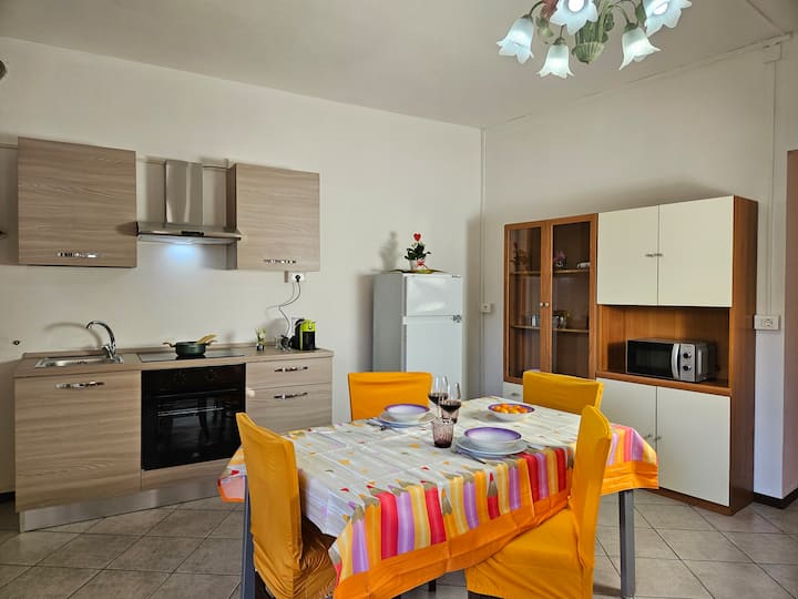 Romantic Garden Retreat-near Lake, Wine, Motocross - Borgomanero