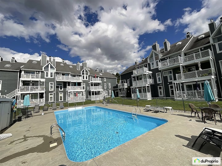 La Première Vue - Magog