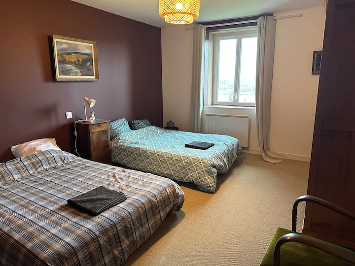 Chbre 4 Pers Dans Un éLevage D'animaux Sauvages - Bellac