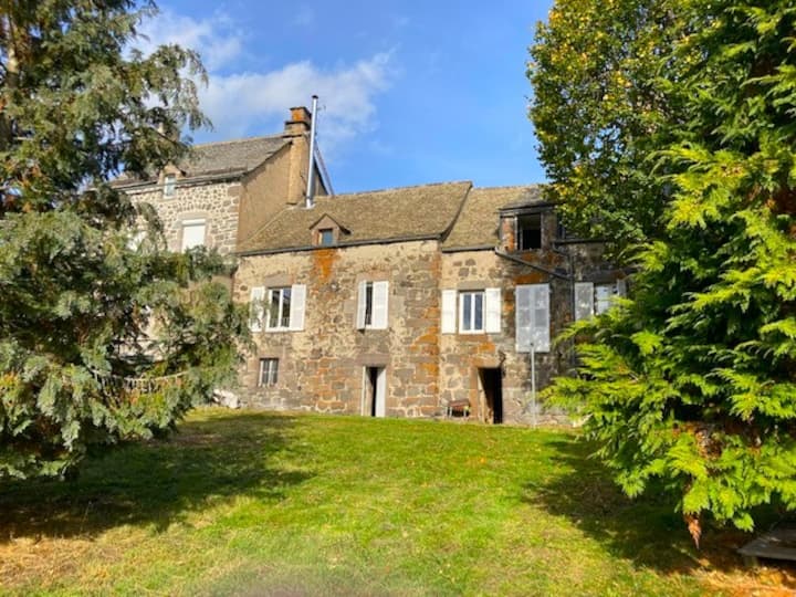 Maison De Famille 6 Couchage Dans Un Petit Hameau - Murat
