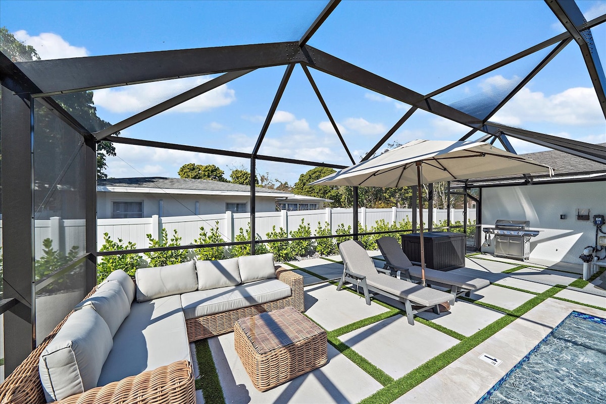 Private Pool +Game Room Near Siesta Key | Sleeps 9 - Houses for Rent in ...