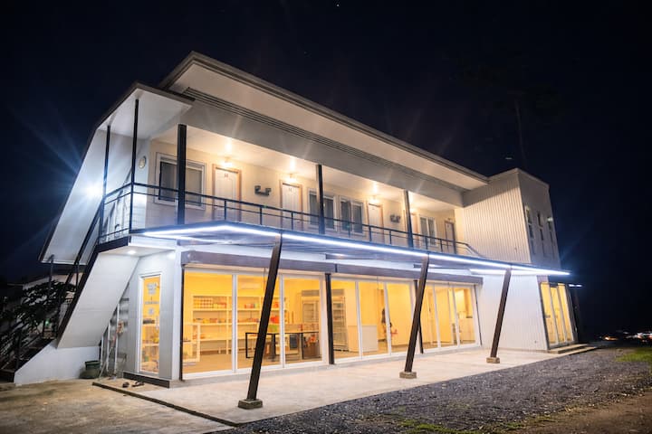 Cozy Budget Room In Koror | Private Bath | Twin Xl - Palau