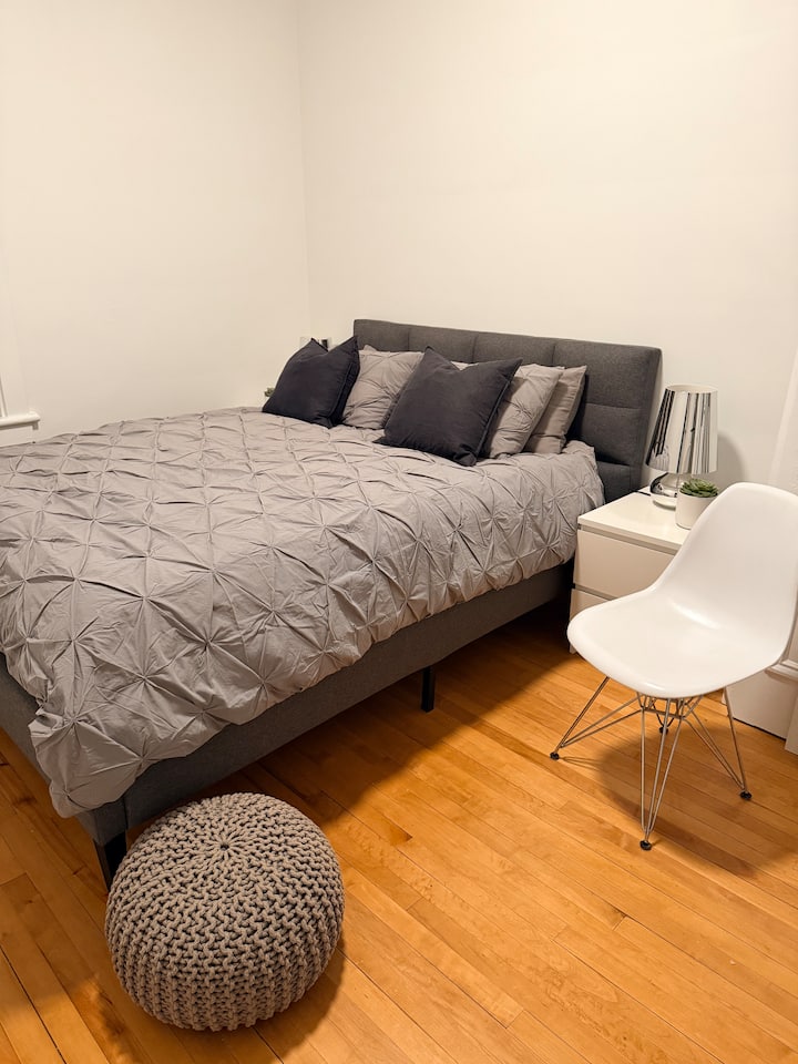 Cozy, Friendly Comfort In Centretown - オタワ