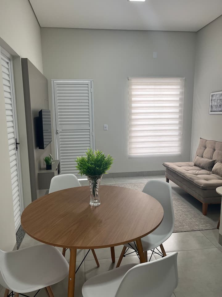 Locação Casa Com Localização, Próxima Ao Hospital - Lucas do Rio Verde