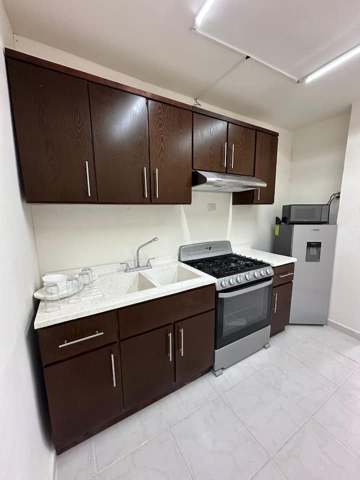 Departamento Moderno | Estancia Cómoda Y Privada - Saltillo