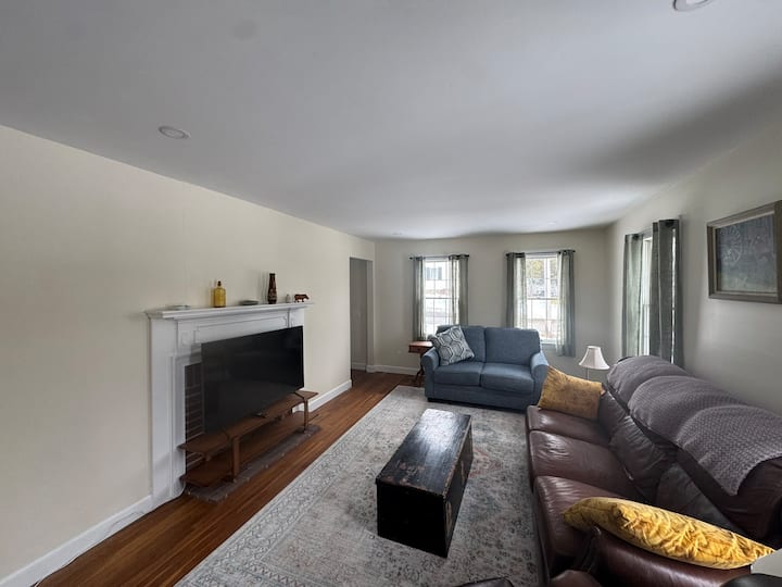 3-bedroom Home Recently Renovated ~ Newcastle - Damariscotta, ME