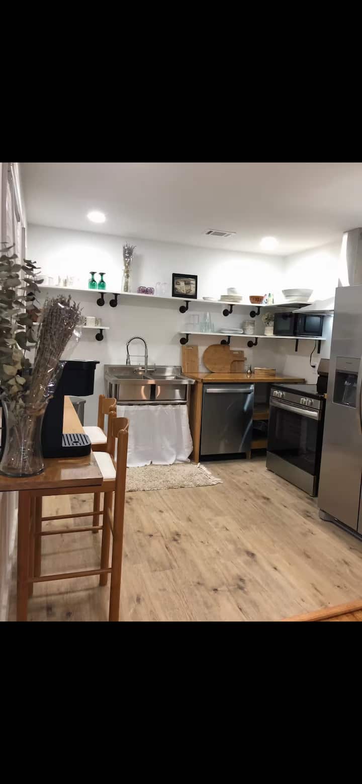 The Lilypad Landing - Beaufort, SC