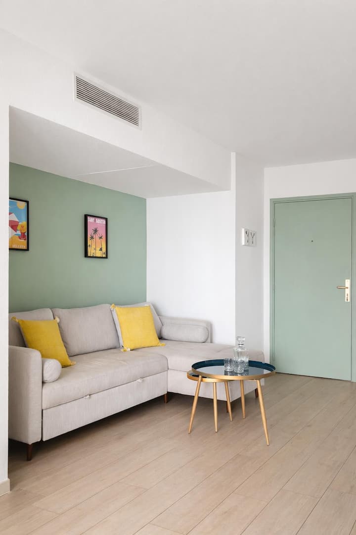 Appartement Cosy Avec Parking Au Centre Ville - Antibes
