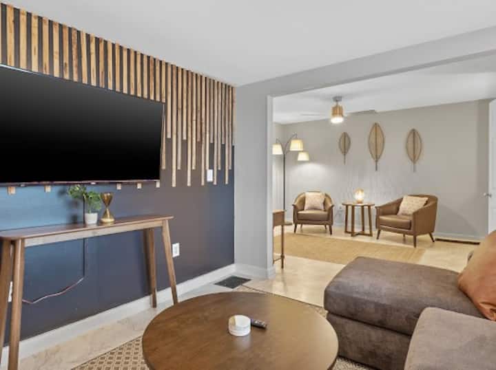 European Elegance On Tipp Hill - Liverpool, NY