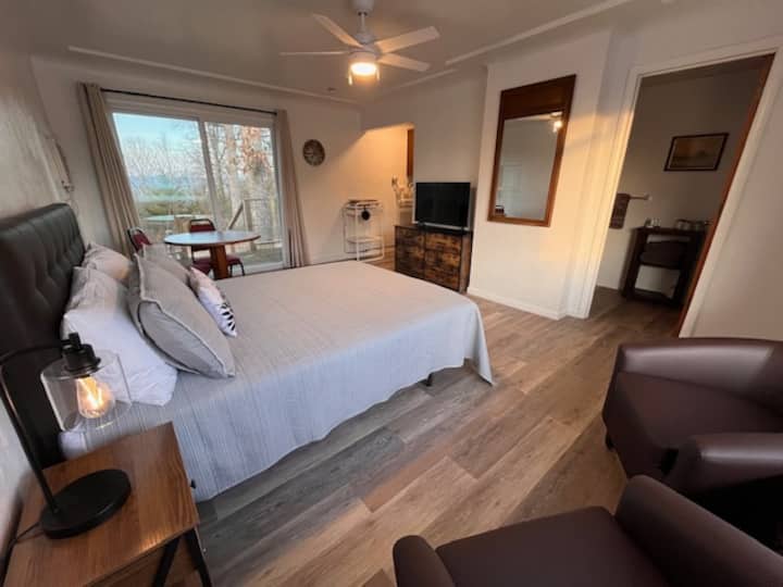 Daysailer #221 @Bel Arco On Bull Shoals Lake - Bull Shoals, AR