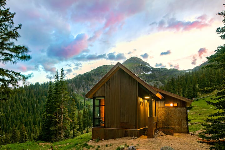 Campfire Ranch Private Cabin + Chef - Telluride, CO