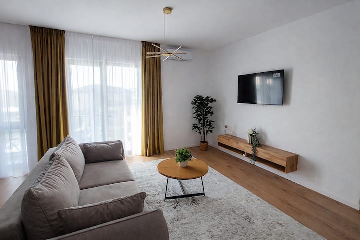 Otopeni | Free Parking | Self Check-in | Therme - Aéroport de Bucarest Henri Coandă (OTP)