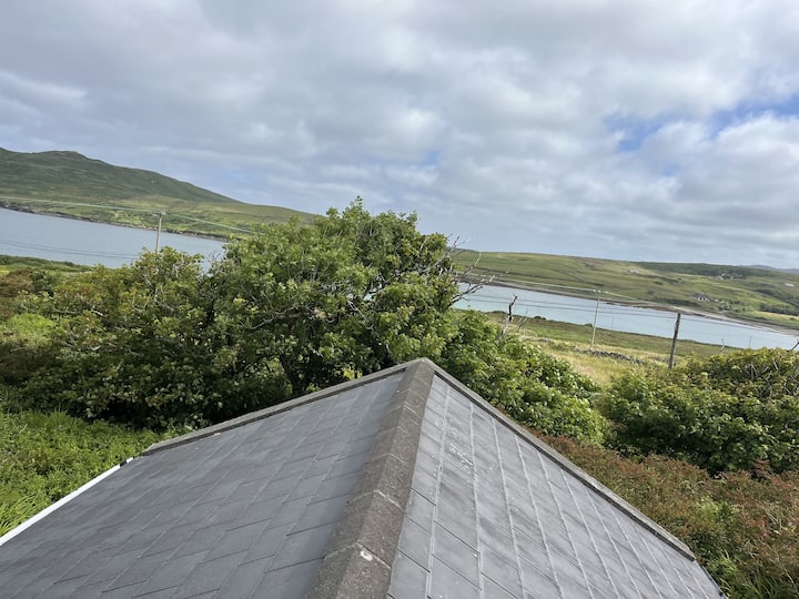 Bridie's Cottage In Cleggan - Clifden