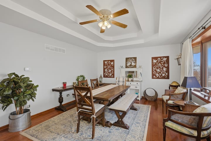 Comfortable 3br In Quiet Plainfield Neighborhood - Joliet, IL