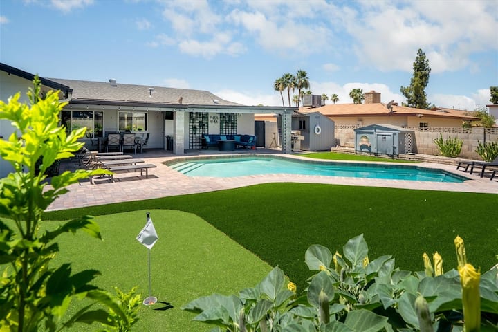 Desert Oasis W/pool,game Room & Close To Amenities - Glendale, AZ