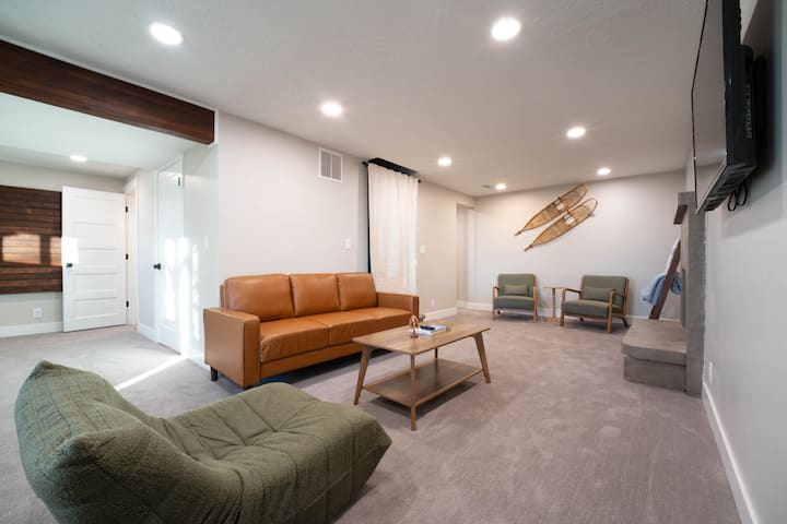 Modern Ski Retreat | Hot Tub + 15 Min To Slc - Farmington, UT