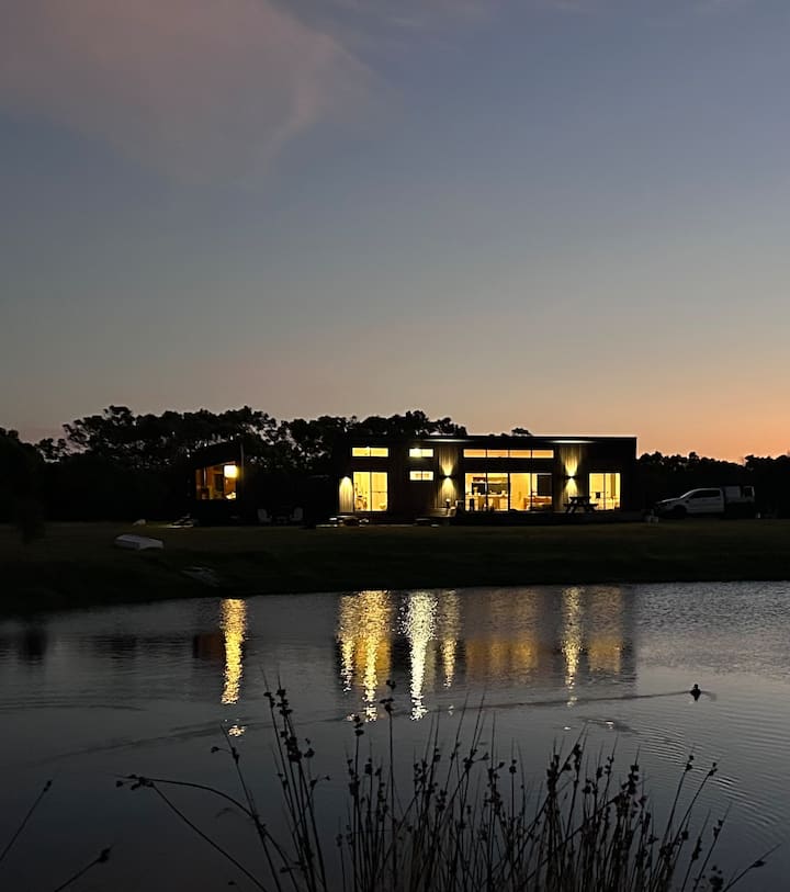 Far South Paddock Coastal Farm - Sandy Point, Australia