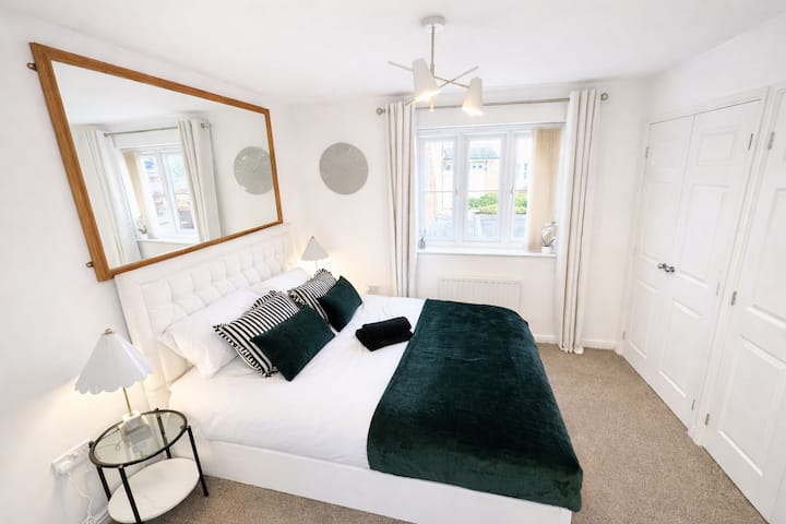 Luxury Solihull 2-br Apartment Near Bhx, Nec & Jlr - Solihull