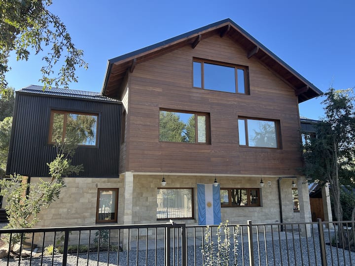 Cama Habitación Compartida De 4 Pax, Baño En Suite - Bariloche