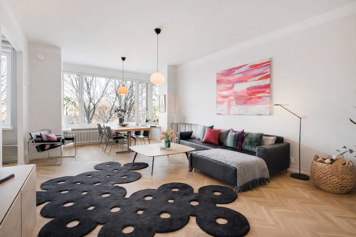 Luxury Art Deco House W/ Sauna – Central Station - Helsinki