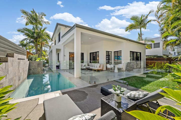 Noosa Luxury River Hideaway - Noosaville