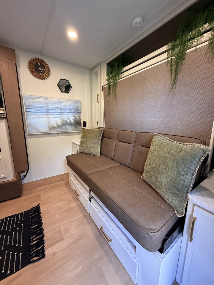 Prívate Rv Oasis W/ Jacuzzi For 2 - Boynton Beach, FL