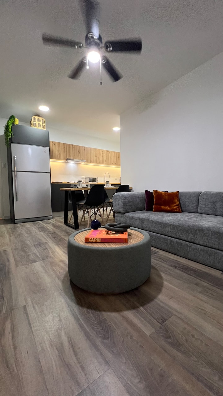 Exclusivo Apartamento En Chacao + Estacionamiento - Caracas