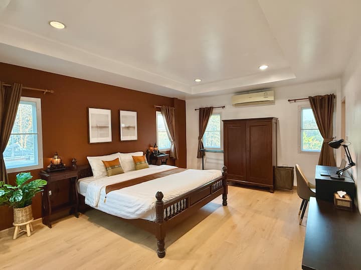 6 Bed San Kamphaeng Retreat House - San Kamphaeng