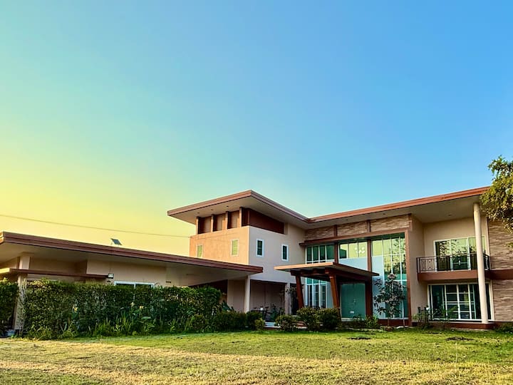 Nirin: 6 Br Guest House At Sankampaeng Chiangmai - San Kamphaeng