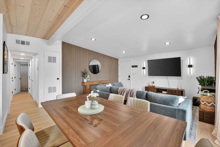 Remodeled Home Close To Downtown/backyard Hangout - Sacramento