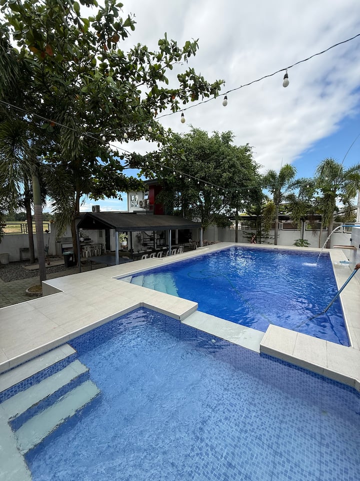 Private Pool & Villa - L'ville Raia - Camiling