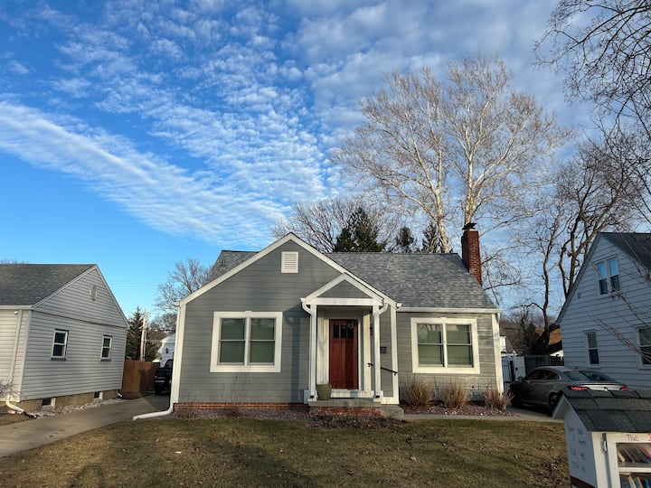 Little Library House - Springfield, IL