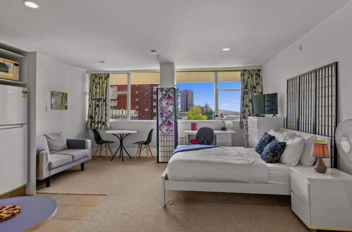 Comfortable Studio With Parking And Seaview - Auckland
