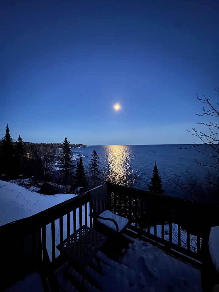 Windsong Oasis On Lake Superior - Bean Lake, MN