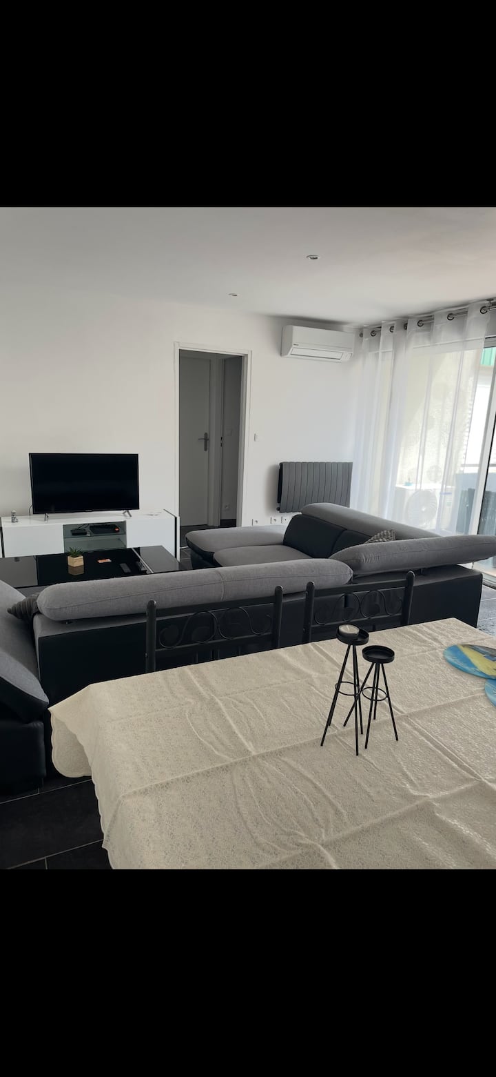 Grand Appartement T2 Très Bien Placé - Gujan-Mestras