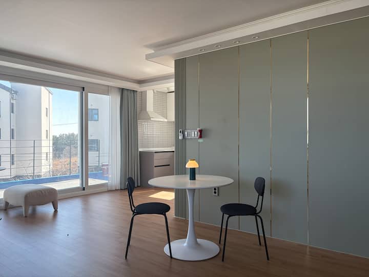 [신규] 대진100 Stay B | 묵호 오션뷰 단독 프라이빗 힐링스테이｜바다 도보 3분 - Donghae-si