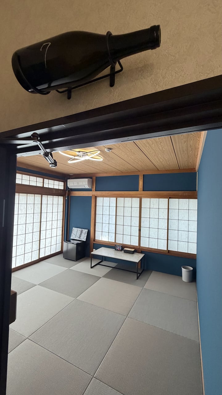 2階 和室4名① 南向き テレビ冷蔵庫付 Hostel大黒屋room7 - みよし市
