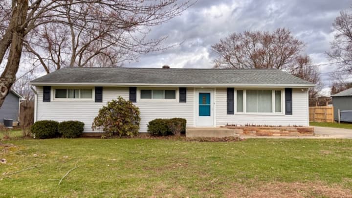 Retro Ranch - Canton, OH