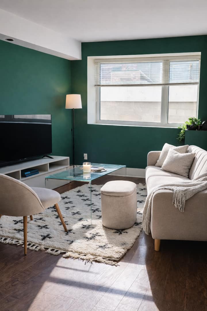 Heart Of Corydon-bold And Stylish 1br - Manitoba