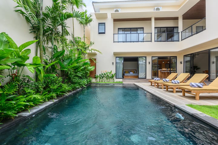 Spacieuse Villa Familiale 4br Avec Piscine - Sanur