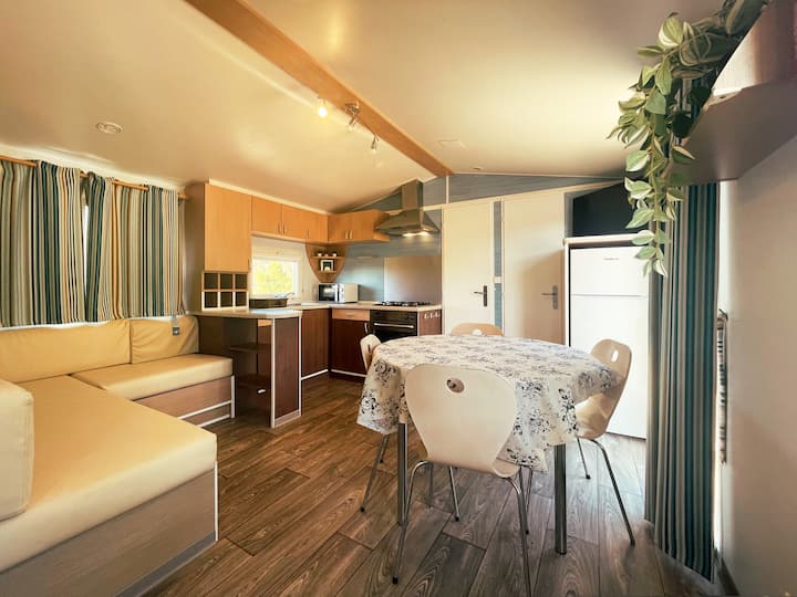 Mobilhome 2 Habitaciones De Matrimonio. - Valderrobres