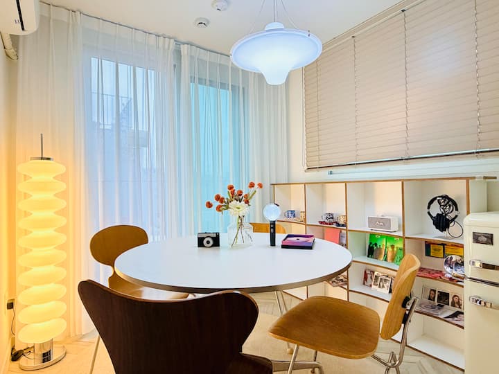 넓고 아늑한 우리만의 공간 다락방, 3월예약한정 4박이상 공항픽업,엘리베이터 - Seoul