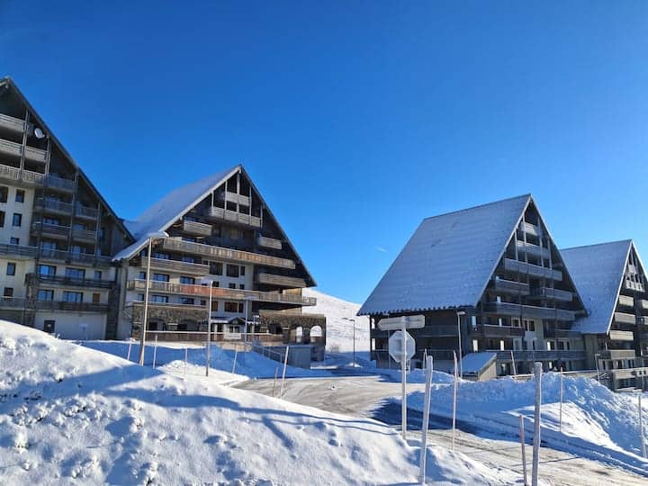 Appartement 4 Personnes, Avec Piscine Intérieure - Lac Pavin