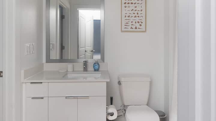 Landing | Modern 1bd, Game Room, Gym - Chapel Hill, NC