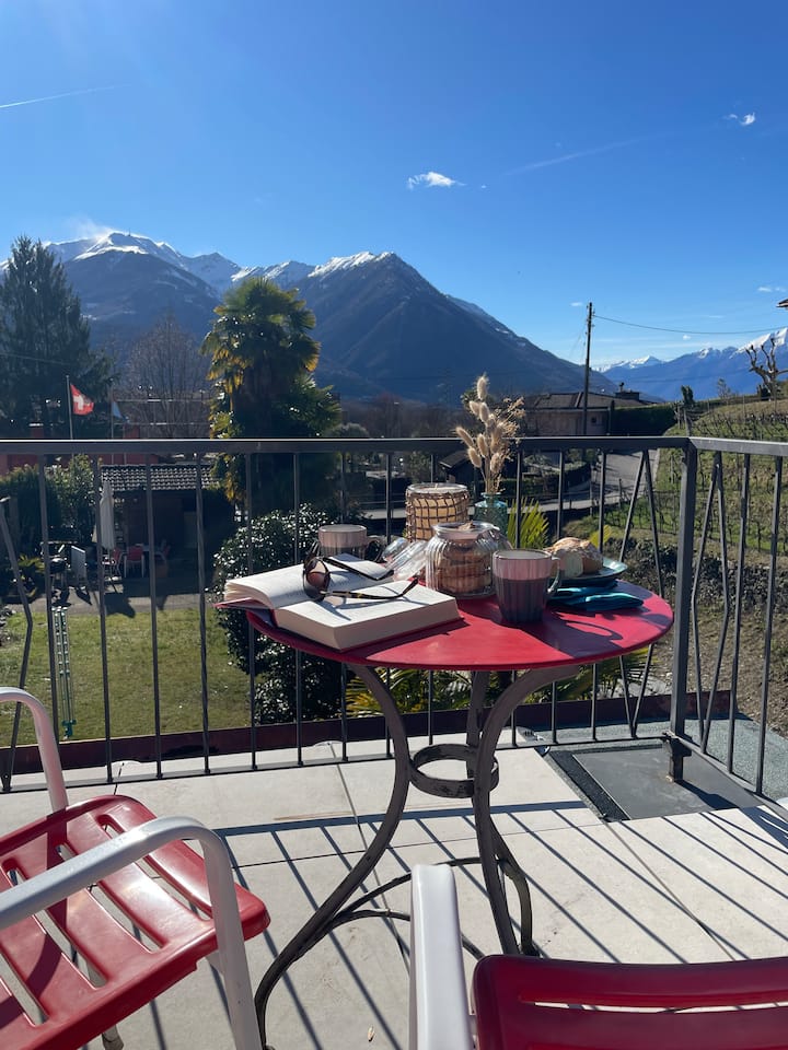 Sehr Sonnige Ferienwohnung Im Malerischen Gudo - Bellinzona