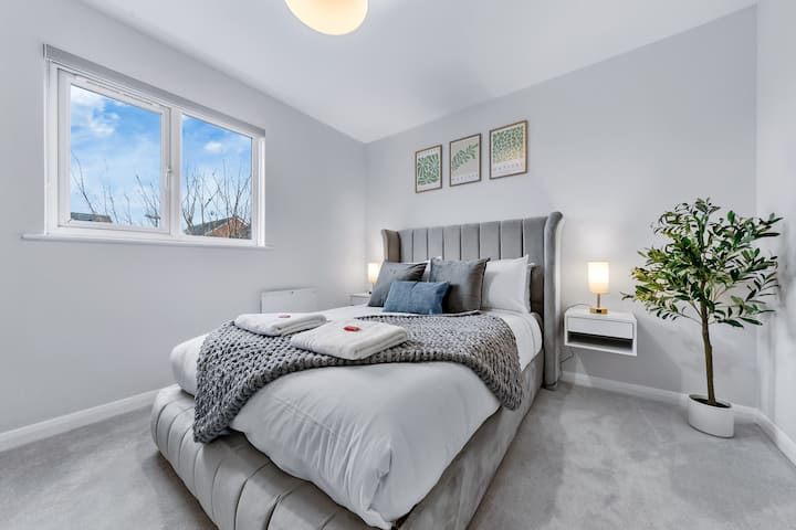 2br • New Listing Discount • Free Parking - Crawley