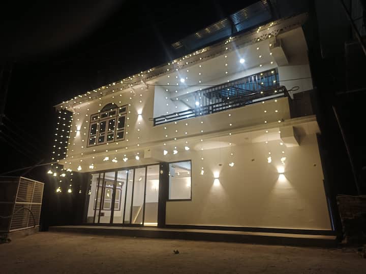 Urbane Haauz - Best Hotel Rooms In Pelling - Pelling